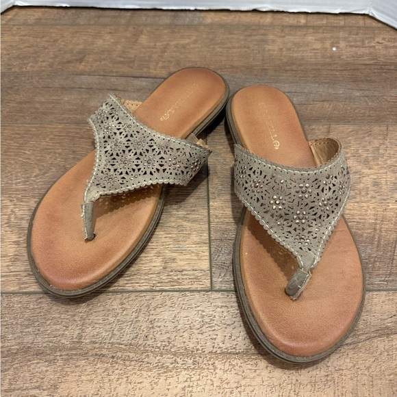 Marbella | Shoes | Marbella Womens Brown Sparkly Sandals Shoes Size 85 ...